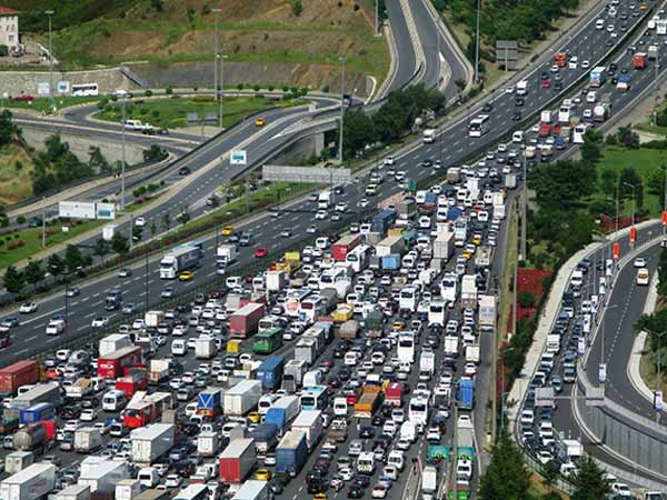 Top 10 Cities With Worst Traffic Jams During Rush Hour In 2017 - DriveSpark