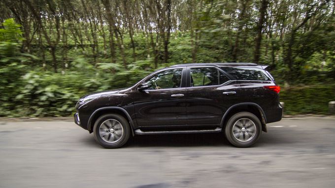 2017 Toyota Fortuner Images [HD]: 2017 Toyota Fortuner Interior ...