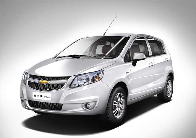 Chevrolet Sail Hatchback Images [HD]: Chevrolet Sail Hatchback Interior ...