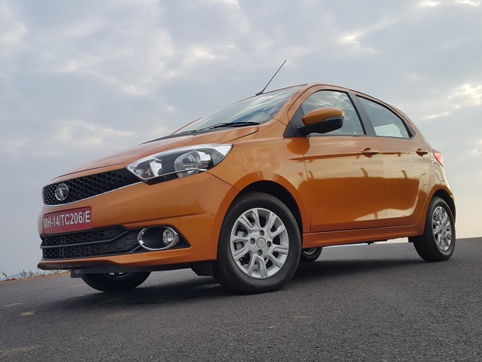 Tata Tiago Images [HD]: Tata Tiago Interior & Exterior Photo Gallery ...