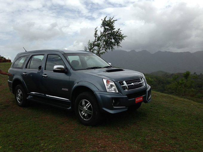 ISUZU MU-7 Images [HD]: ISUZU MU-7 Interior & Exterior Photo Gallery ...