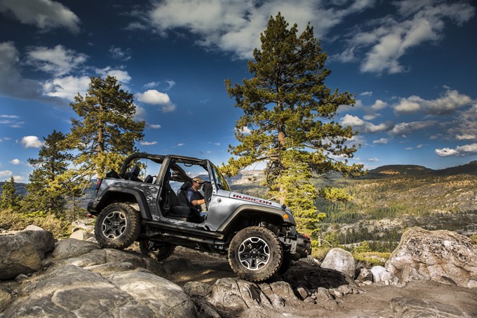 Jeep Wrangler Images [HD]: Jeep Wrangler Interior & Exterior Photo ...