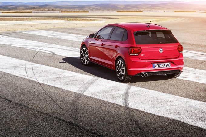 2017 Volkswagen Polo GTI Images [HD]: 2017 Volkswagen Polo GTI Interior ...