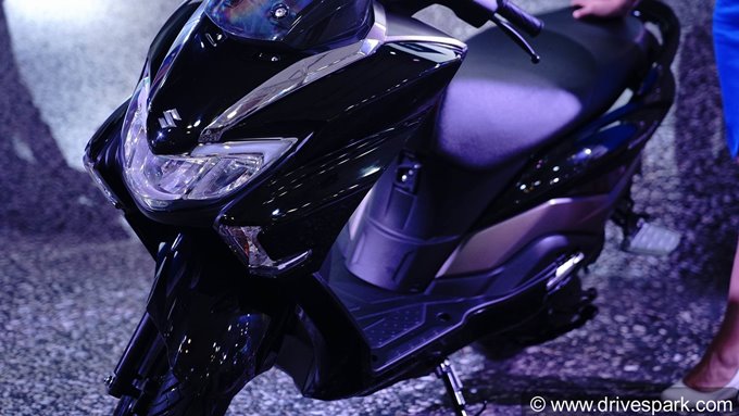 Suzuki Burgman Street Images [HD]: Photo Gallery of Suzuki Burgman ...