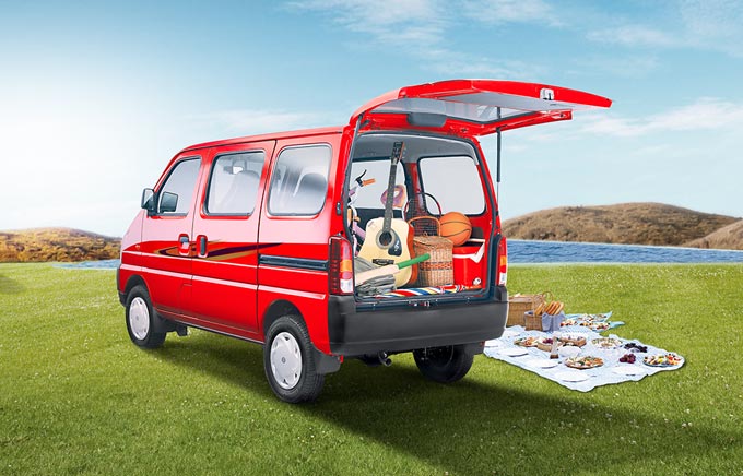 Maruti Eeco Images [HD]: Maruti Eeco Interior & Exterior Photo Gallery ...