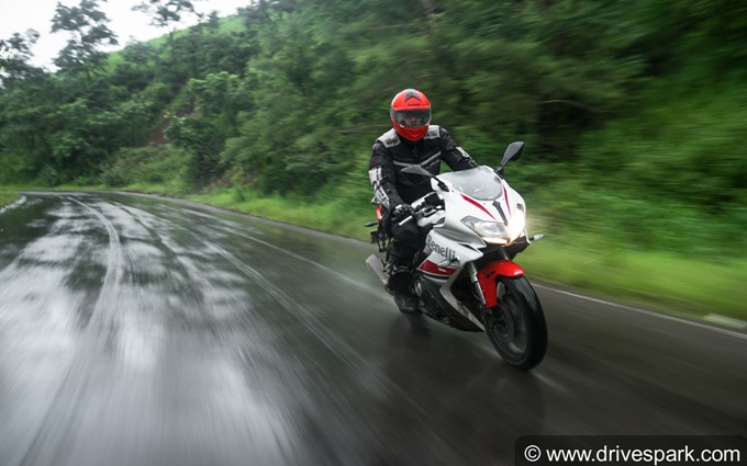 Benelli 302R Images [HD]: Photo Gallery of Benelli 302R - DriveSpark