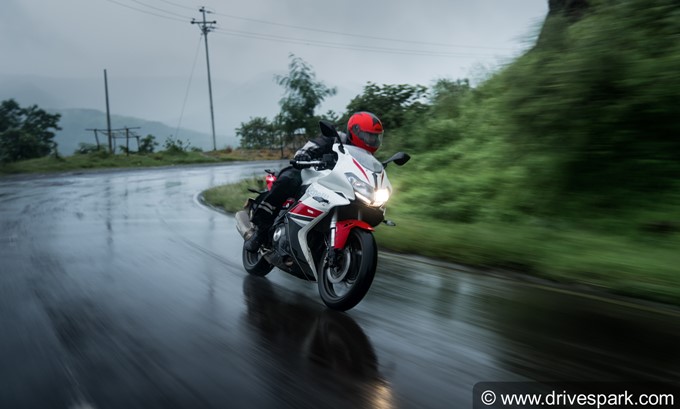 Benelli 302R Images [HD]: Photo Gallery of Benelli 302R - DriveSpark