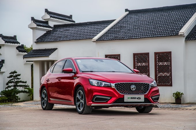 MG eMG6 Images [HD]: MG eMG6 Interior & Exterior Photo Gallery - DriveSpark