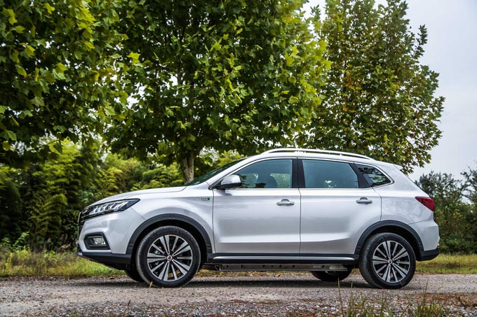 Roewe eRX5 Images [HD]: Roewe eRX5 Interior & Exterior Photo Gallery ...