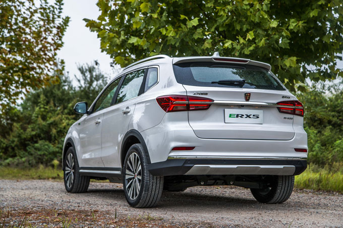 Roewe eRX5 Images [HD]: Roewe eRX5 Interior & Exterior Photo Gallery - DriveSpark