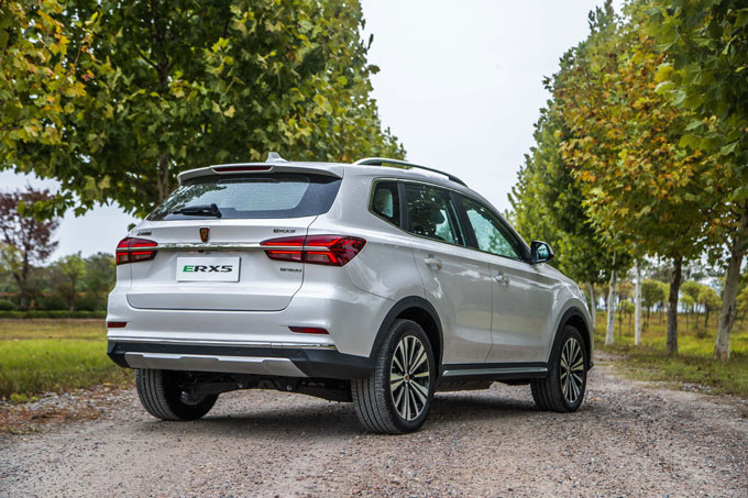 Roewe eRX5 Images [HD]: Roewe eRX5 Interior & Exterior Photo Gallery - DriveSpark