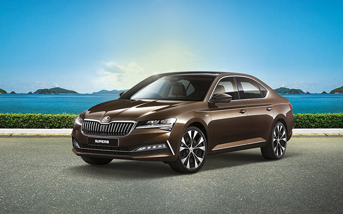 Skoda Superb Images [HD]: Skoda Superb Interior & Exterior Photo ...