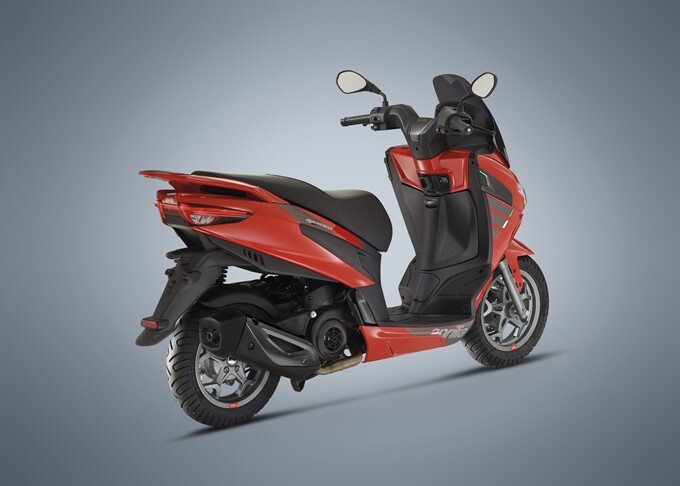 Aprilia SXR 50 Images [HD]: Photo Gallery of Aprilia SXR 50 - DriveSpark
