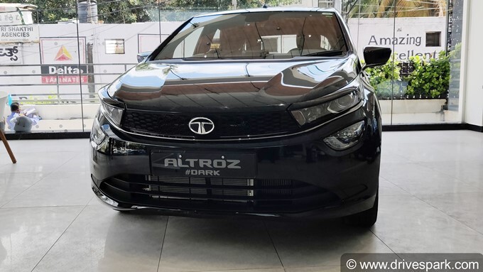 Tata Altroz Dark Edition Images [HD]: Tata Altroz Dark Edition Interior ...