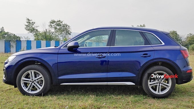 Audi Q5 Images [HD]: Audi Q5 Interior & Exterior Photo Gallery - DriveSpark