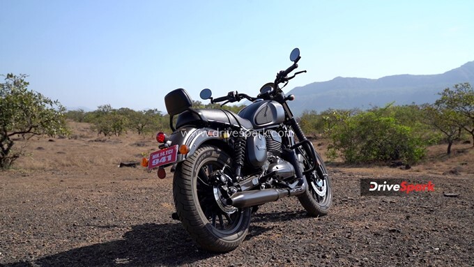 Yezdi Roadster Images [HD]: Photo Gallery of Yezdi Roadster - DriveSpark