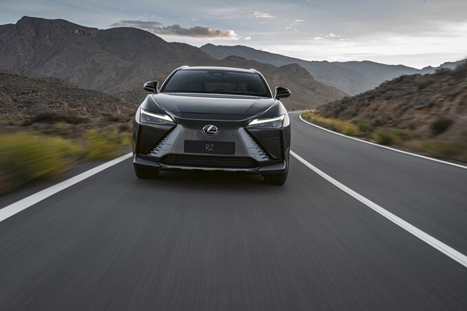 Lexus RZ Images [HD]: Lexus RZ Interior & Exterior Photo Gallery ...