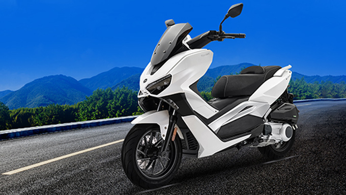 Keeway VIESTE 300 Images [HD]: Photo Gallery of Keeway VIESTE 300 ...