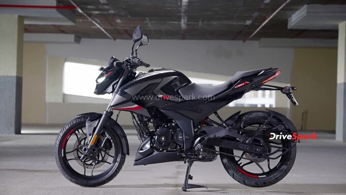 Bajaj Pulsar N160 Images [HD]: Photo Gallery of Bajaj Pulsar N160 ...