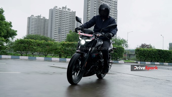 Bajaj Pulsar N160 Images [HD]: Photo Gallery of Bajaj Pulsar N160 ...