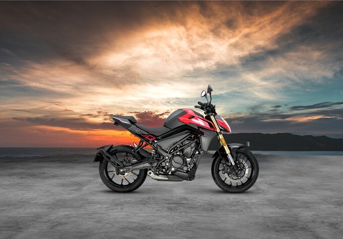 Keeway K300 N Images [HD]: Photo Gallery of Keeway K300 N - DriveSpark