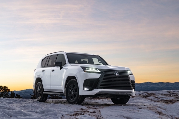 2023 Lexus LX 600 Images [HD]: 2023 Lexus LX 600 Interior & Exterior Photo Gallery - DriveSpark