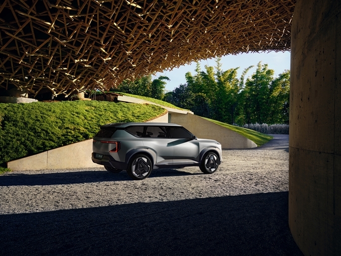 Kia EV5 Concept Images [HD]: Kia EV5 Concept Interior & Exterior Photo ...