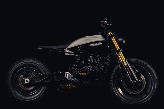 TVS Ronin Musashi by Smoked Garage Images [HD]: Photo Gallery of TVS ...