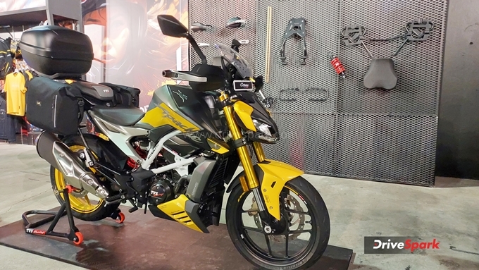 TVS Apache RTR 310 Images [HD]: Photo Gallery of TVS Apache RTR 310 ...