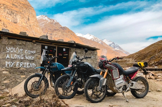 Royal Enfield Himalayan Electric Images [HD]: Photo Gallery of Royal ...