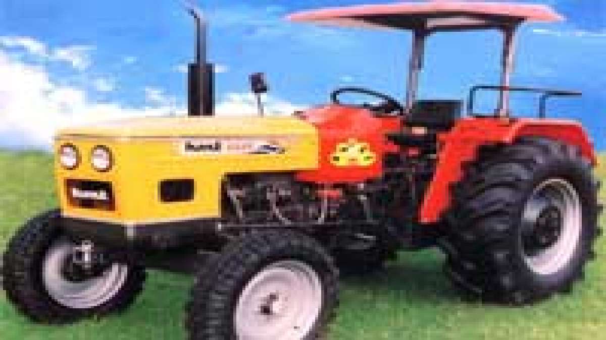 HMT | New Tractors | CII Agro Tech 2010 Fair - DriveSpark News