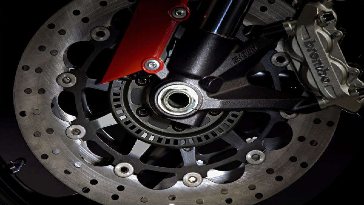 Disc Brakes | How They Work | Off Beat - DriveSpark