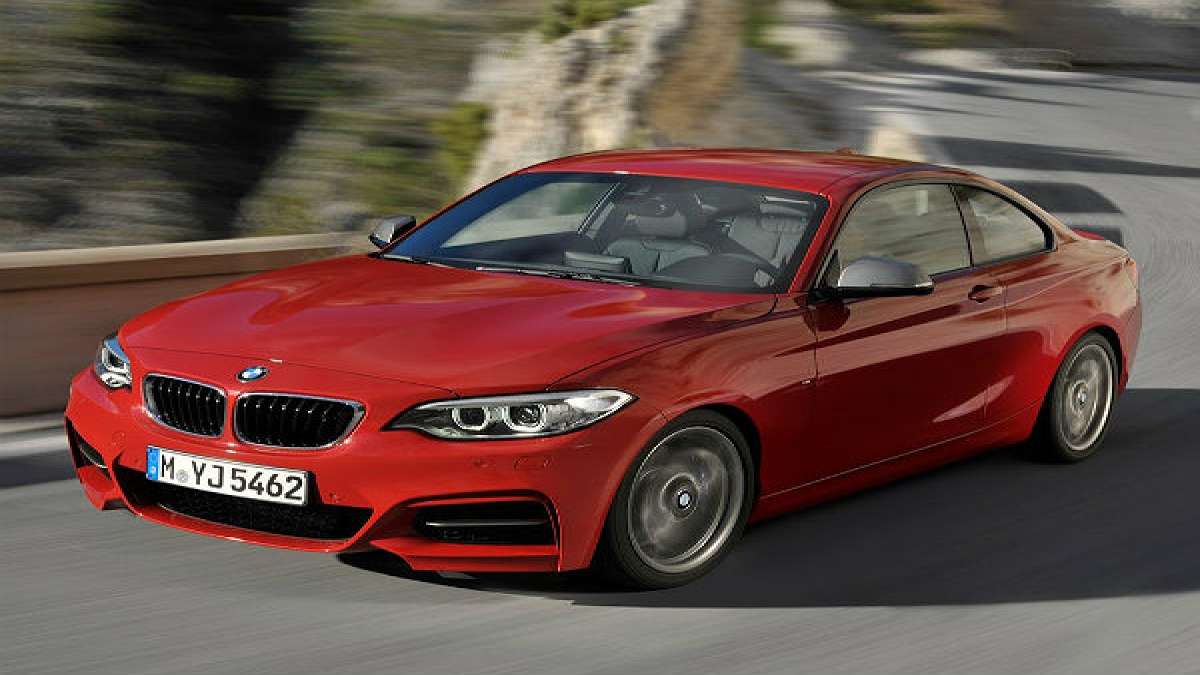 BMW 2-Series Coupe Makes Official Appearance - DriveSpark News