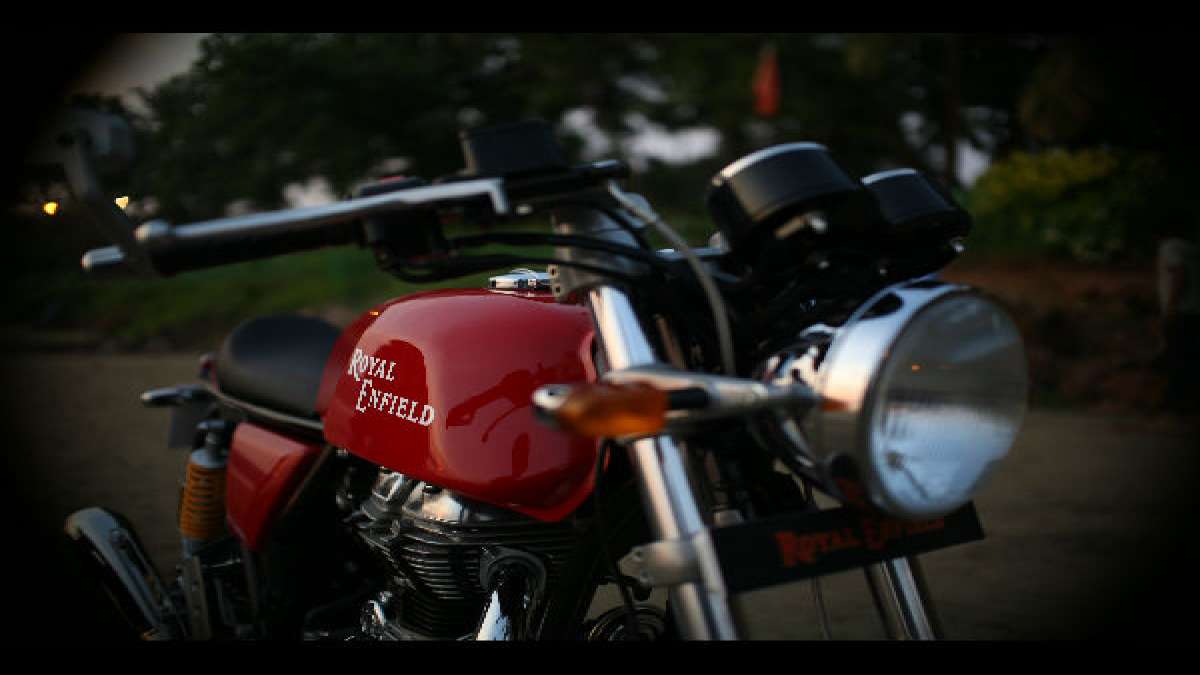 Royal Enfield Continental GT Review - Cafe Racer 535cc - DriveSpark Reviews