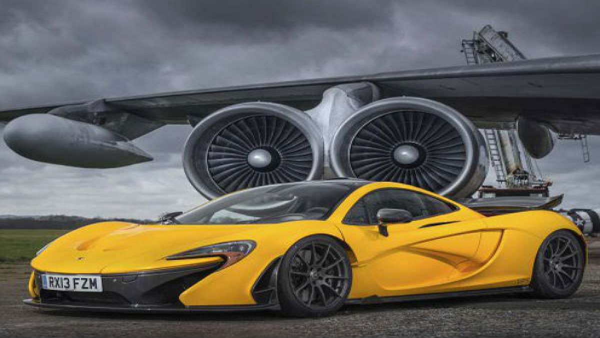 McLaren P1 At Dunsfold Sets Blisteringly Quick Acceleration Figures ...
