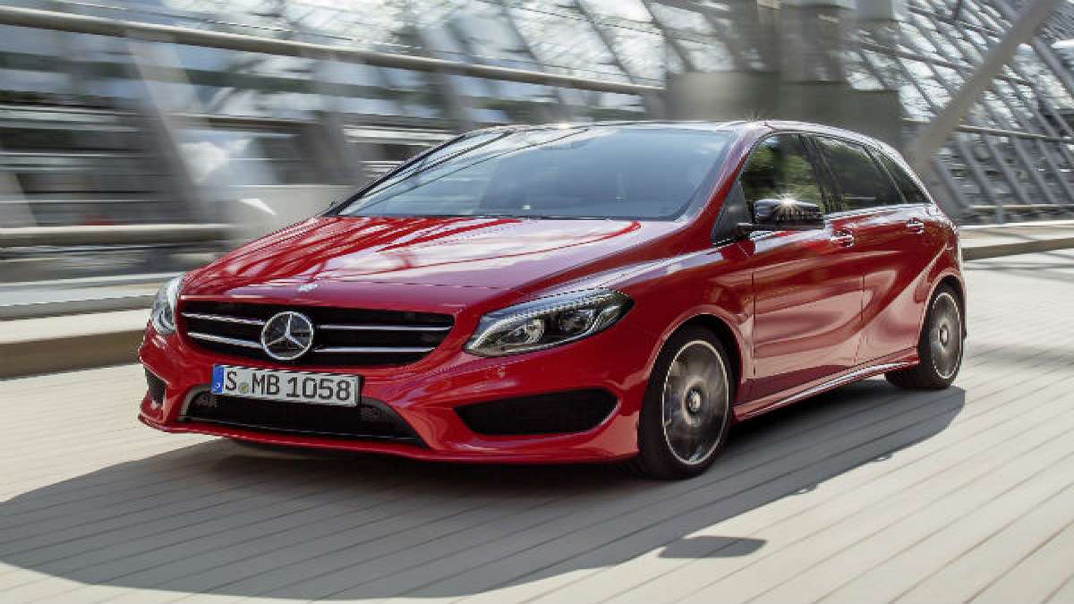 Mercedes-Benz Showcase Their 2015 B-Class Hatchback - DriveSpark News