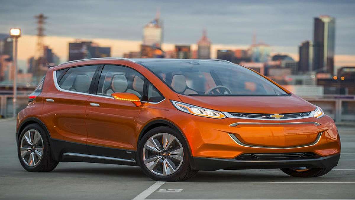 2015 Detroit Auto Show: Chevrolet Bolt EV Concept Showcased ...
