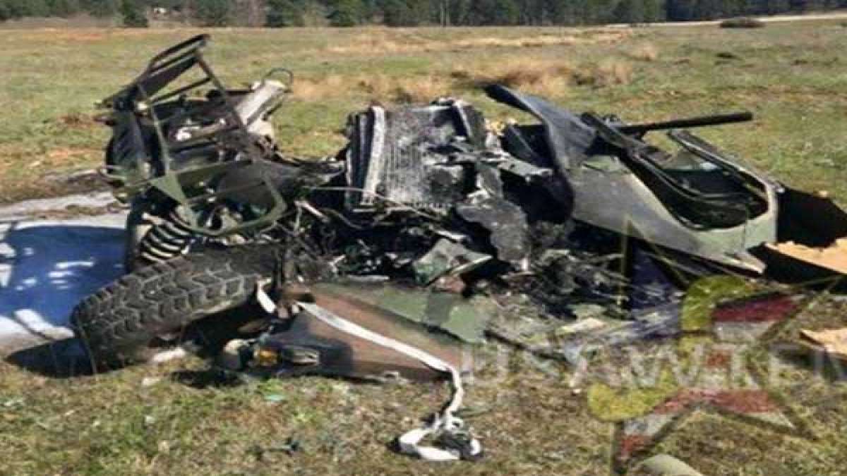 US Army Humvees Destroyed During Airdrop Training - Video - DriveSpark