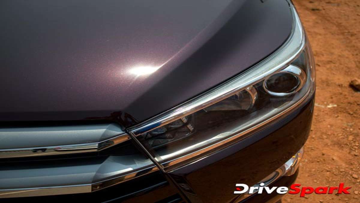 New Toyota Innova Crysta Accessories List - DriveSpark News