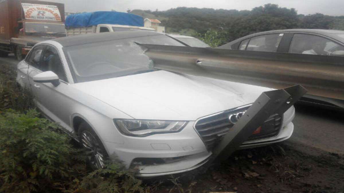 Audi A3 Crash On Mumbai-Pune Is A Bit hard To Take In - DriveSpark