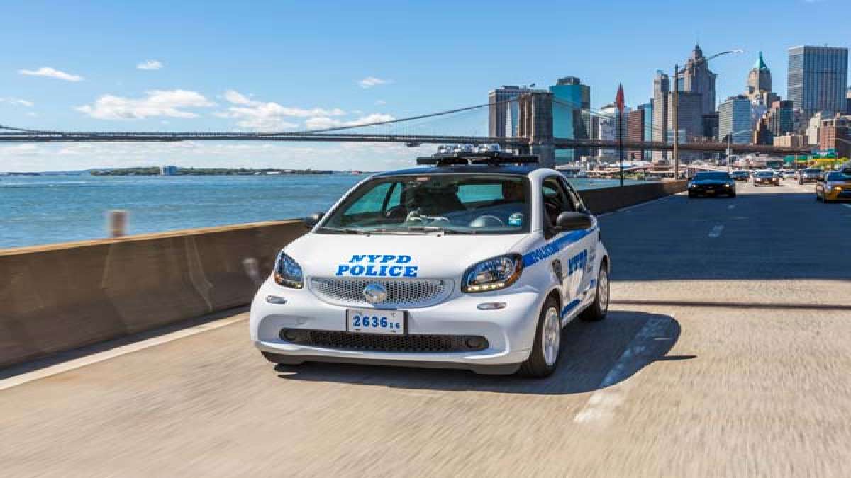 NYPD Orders 250 Smart ForTwos For Its Fleet - DriveSpark News