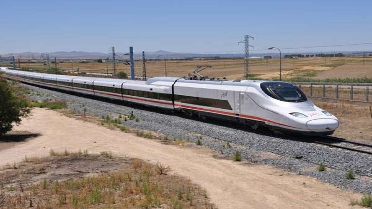 Talgo's Avril Is A 365km/h Bullet Train The Spanish Train Manufacturer ...