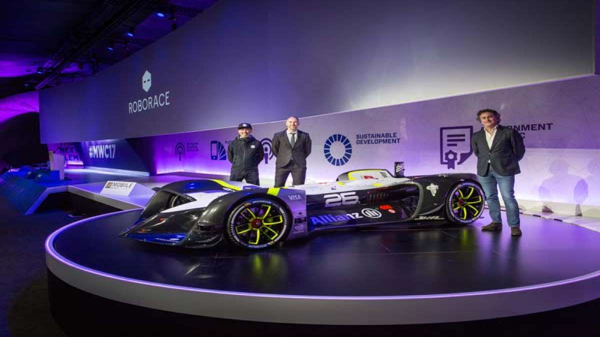 Roborace Reveal The World’s First Driverless Electric Race Car ...