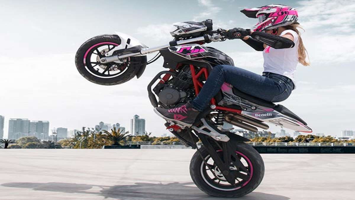 Benelli Unveils TNT 125 Mini Motorcycle - DriveSpark News