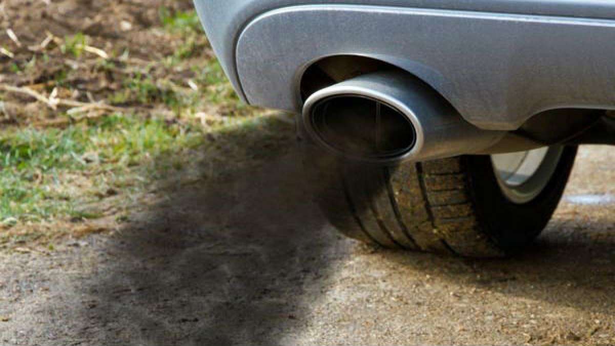 Why Do Diesel Engines Produce Black Smoke? - DriveSpark