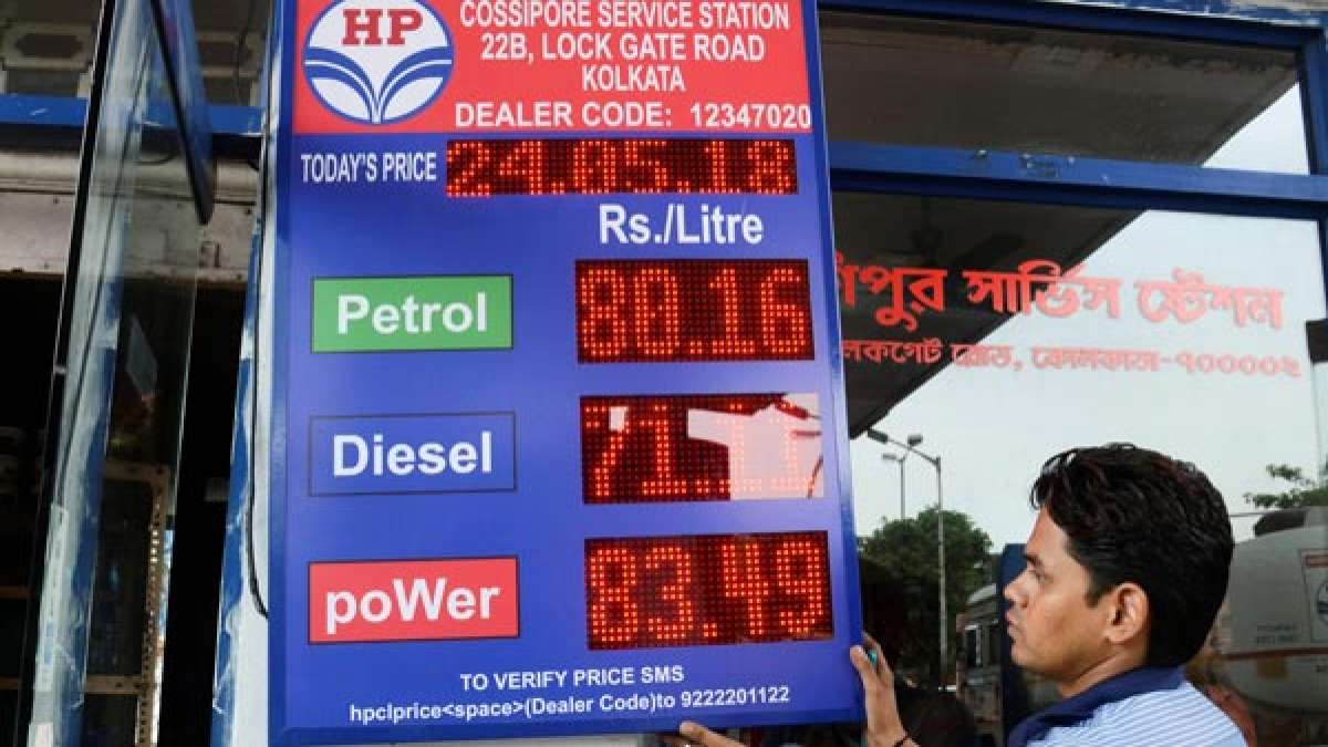 Fuel Stations In India Getting Ready To Display Rs 100/litre Petrol ...