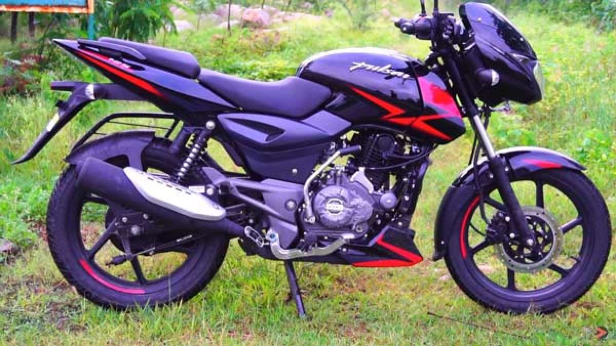 Bajaj Pulsar 125 With Split Seats & Sporty Graphics Arrive At ...