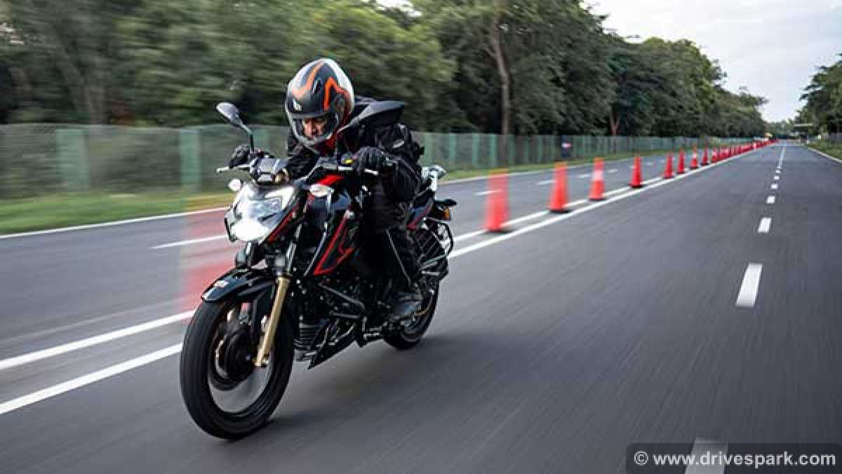 TVS Apache RTR 200 4V BS-6 First Ride Review: Performance, Top Speed ...