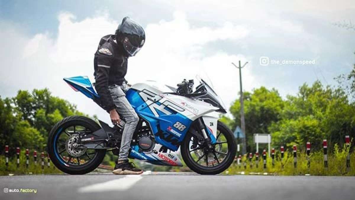 KTM RC 200 Modified With Parts From Autologue Design: Wrapped By Zed ...