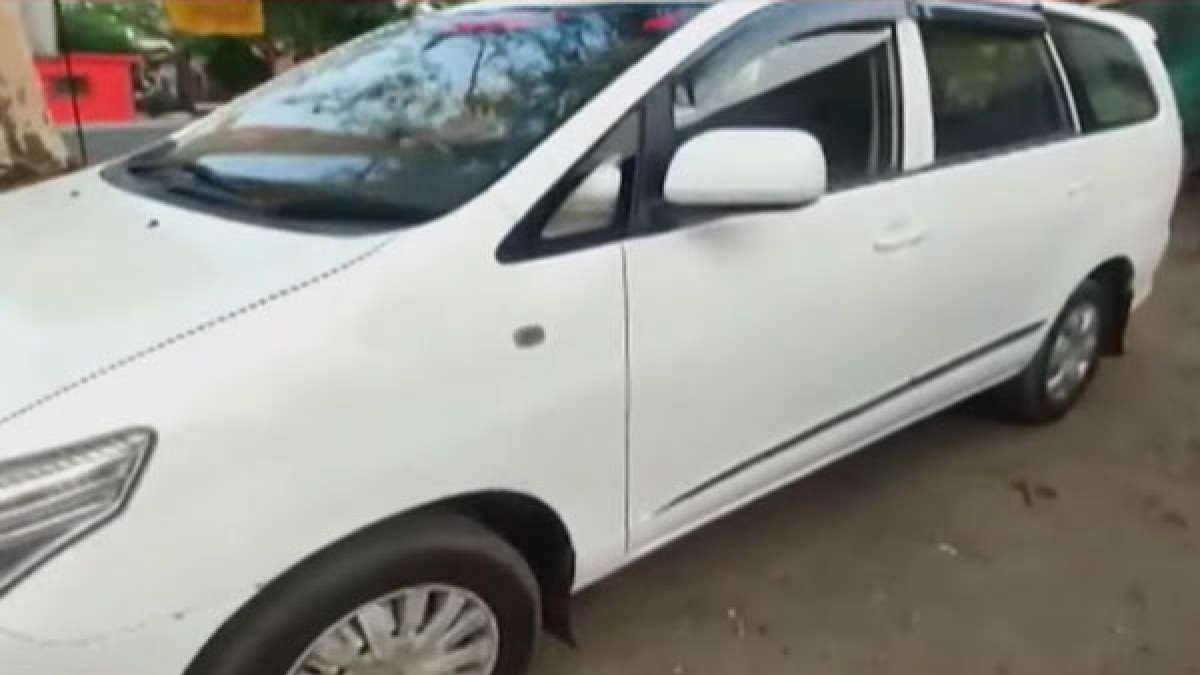 Toyota Innova Converted Into Ambulance With Oxygen In Madhya Pradesh ...